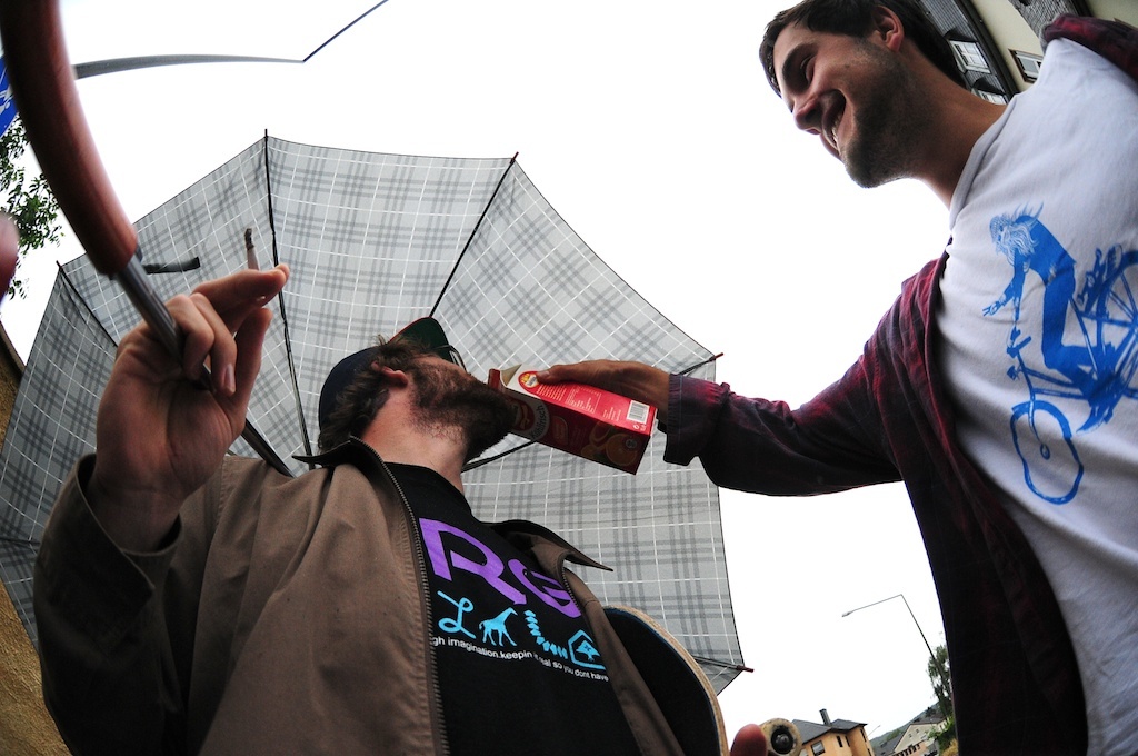 Here comes the rain again - mit Simon Weißer