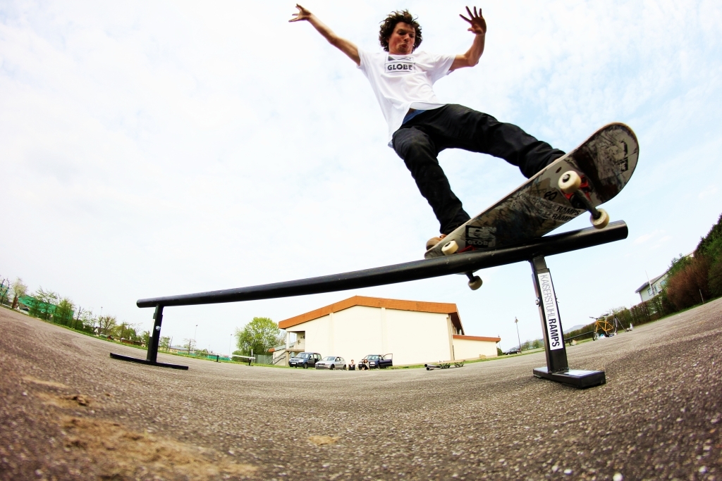 Skate & Create - Fabi & Sergio mit Boardramp Obstacles